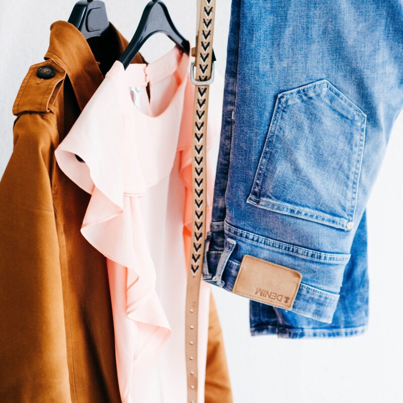 30 Best Minimalist Clothing Brands for Every Budget in 2026