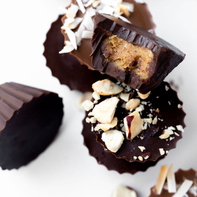 Easy Homemade Mini Peanut Butter Cups - Modern Minimalism